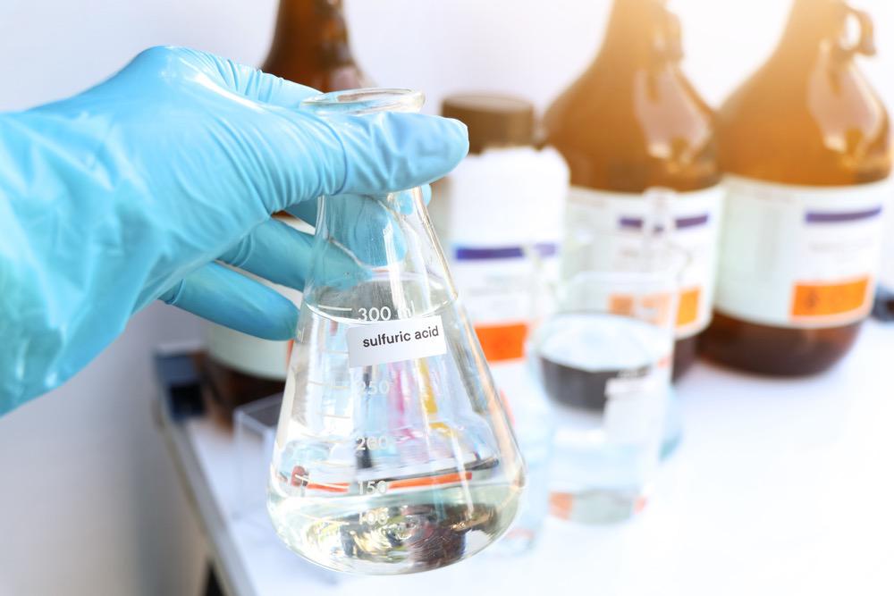 Lye and Water Reaction | What Happens? | Nature's Garden